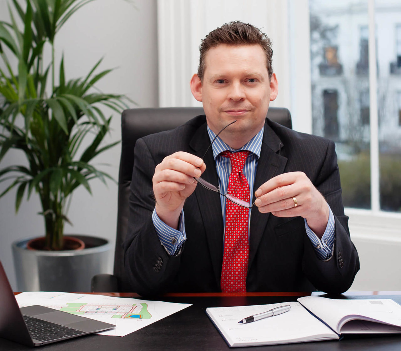 Colin Devon - Hacking & Paterson Management Services